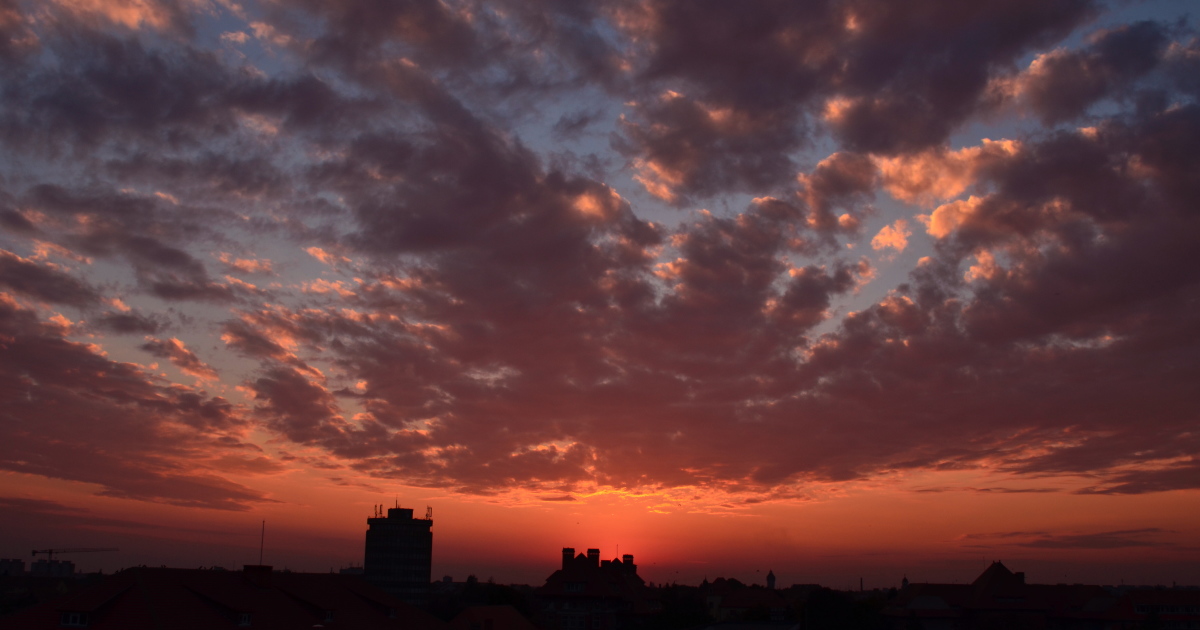 3 Years Of Amazing Sunsets I Captured From The Same Spot | Bored Panda