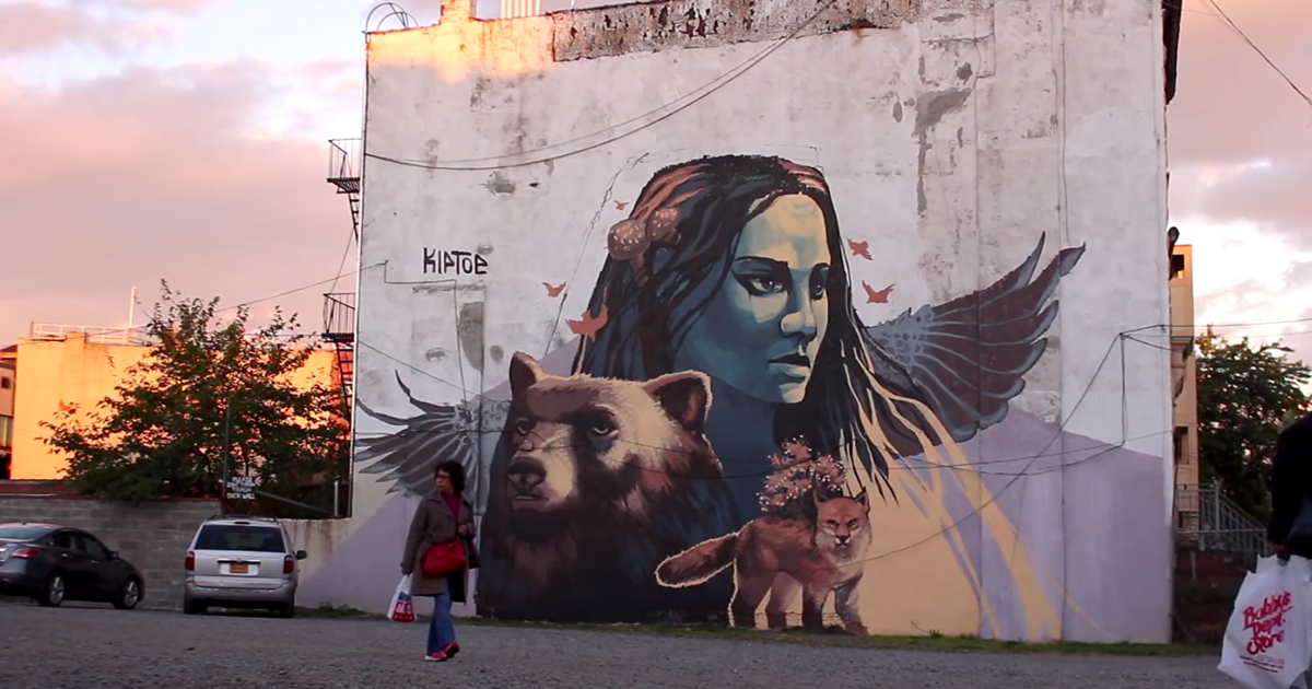 Giant Mural Made Without A Ladder | Bored Panda