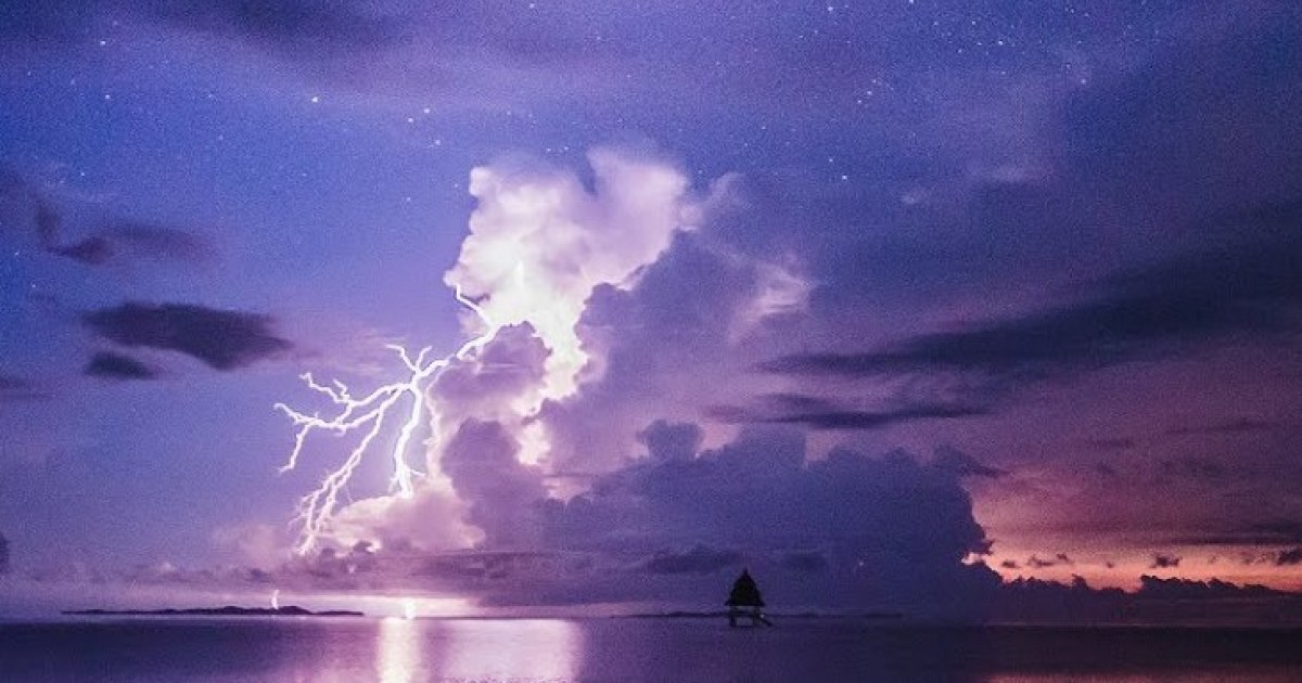I Captured The Perfect Storm, At One Of World’s Most Amazing Resorts ...