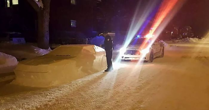 Internet Can’t Stop Laughing At These Cops Who Ticketed A Car Made Of ...