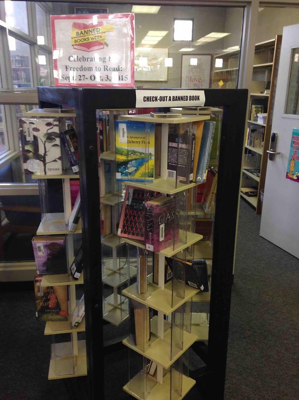 90 Times Libraries Surprised Everyone With Their Creativity And Sense ...