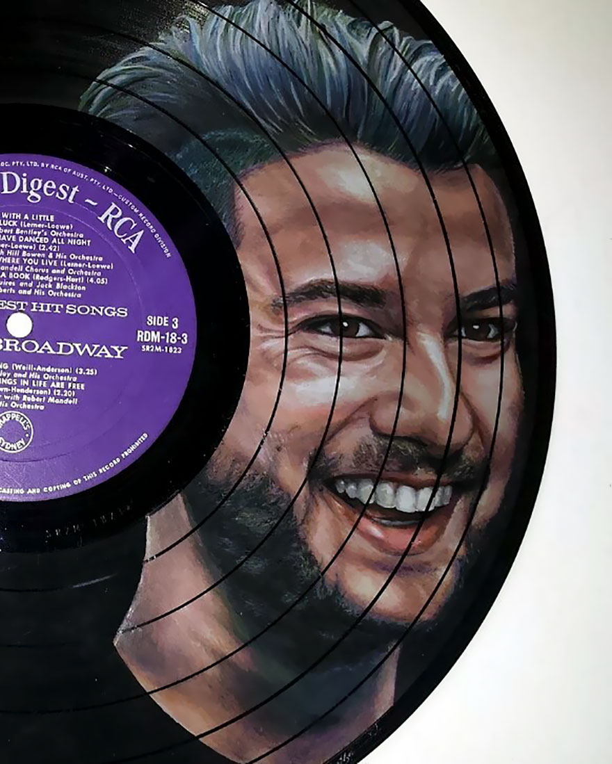 I Create Celebrity Portraits On Used Vinyl Records With Colored Pencils ...
