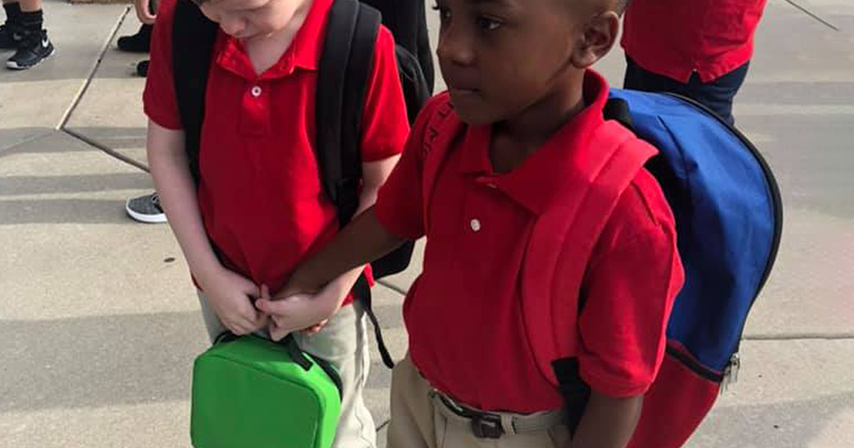 This 8.y.o Boy Saw An Autistic Boy Crying On The First Day Of School ...