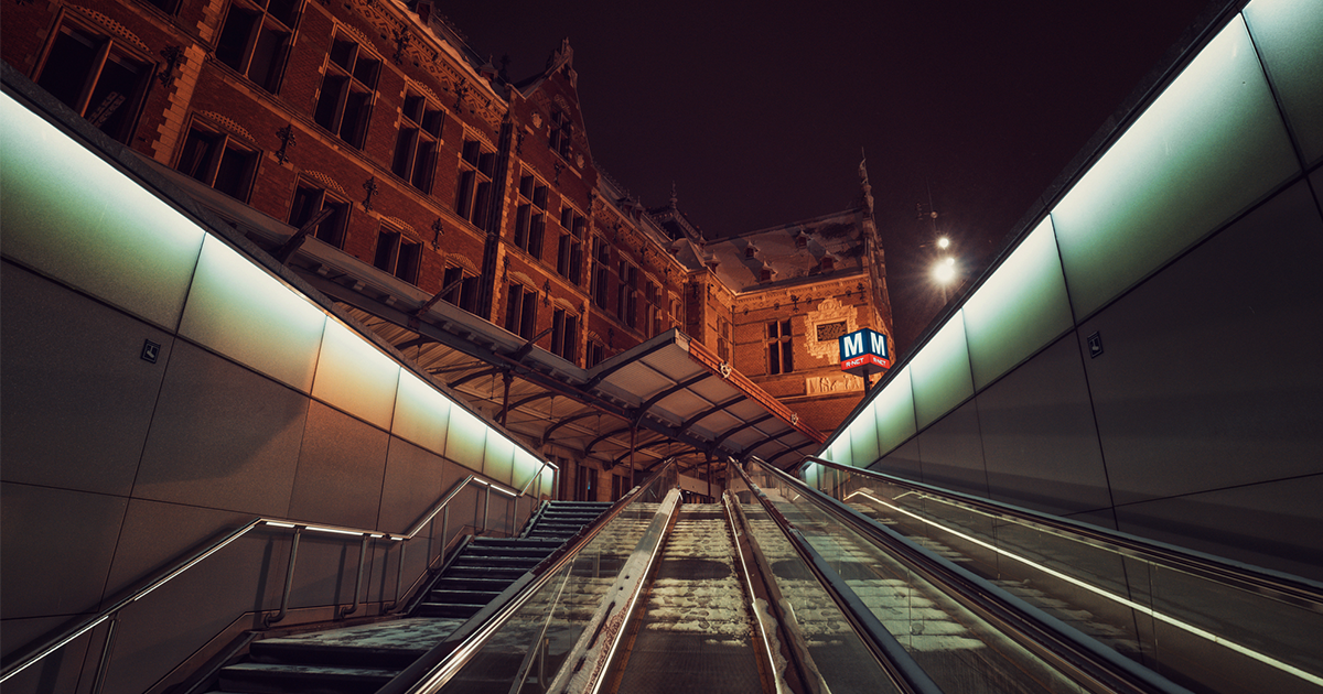 After The World Went Into Lockdown, This Photographer Turned His Lens ...