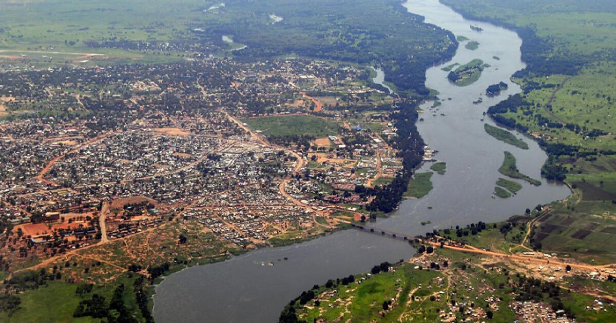 The Poorest Country In The World And 14 Others Facing Dire Hardship ...