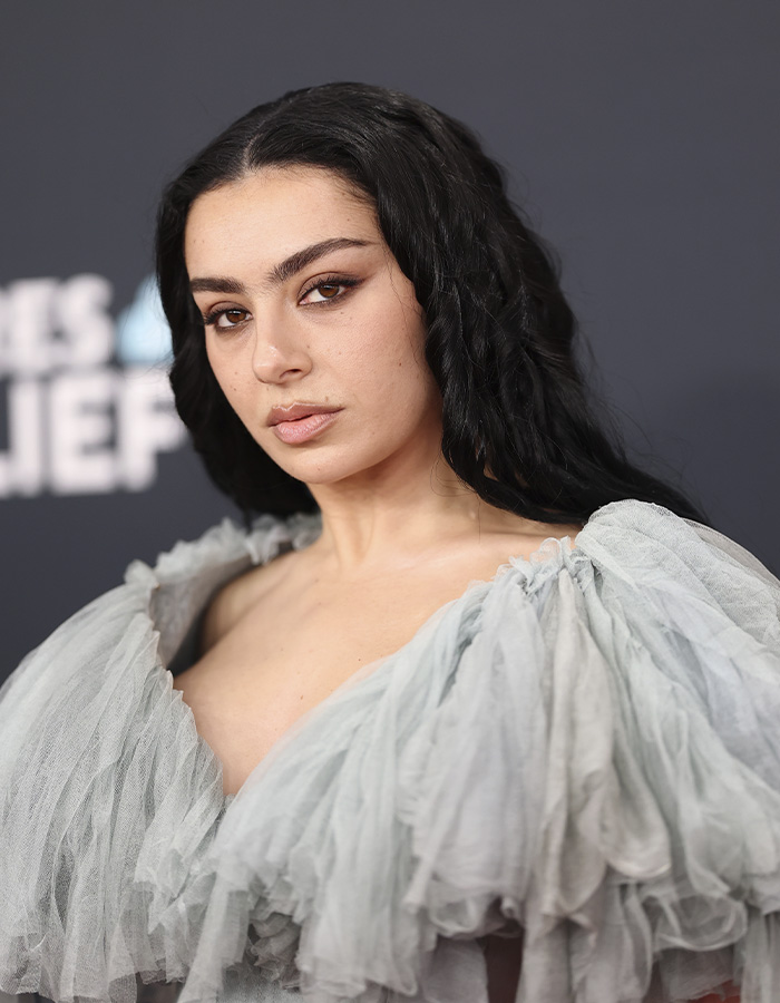Charli XCX Breaks The Internet With Racy Braless Photo Dump | Bored Panda