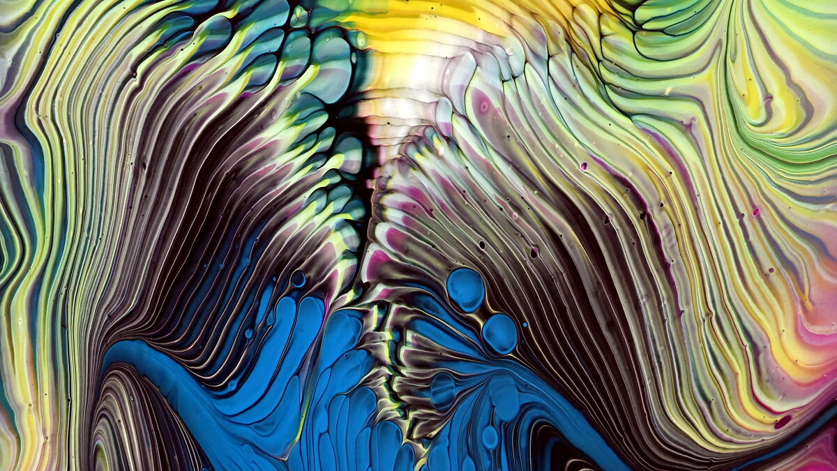 Paint Consistency In Acrylic Pouring – How It Changes Your Results ...